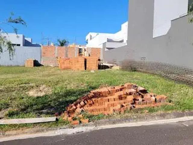 Terreno / Lote para Venda em Marília/SP Jardim Esmeralda
