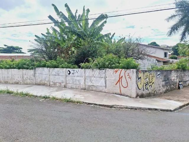 Terreno / Lote para Venda em Marília/SP São José