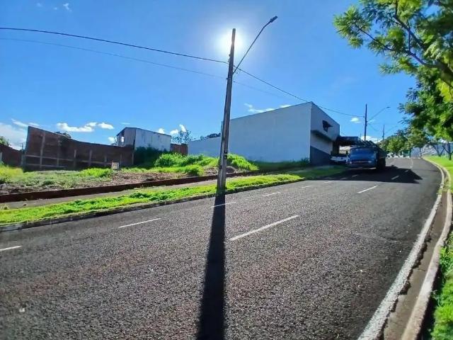 Terreno / Lote para Venda em Maringá/PR Conjunto Habitacional Requião