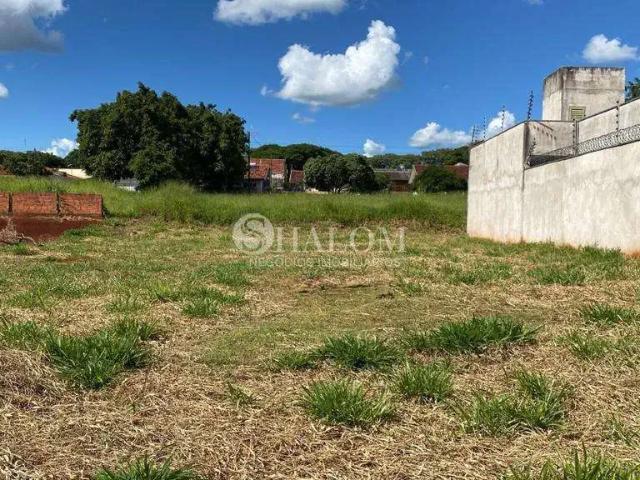 Terreno / Lote para Venda em Maringá/PR Bom Jardim