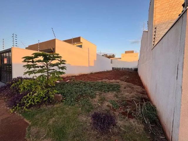 Terreno / Lote para Venda em Maringá/PR Jardim Oriental