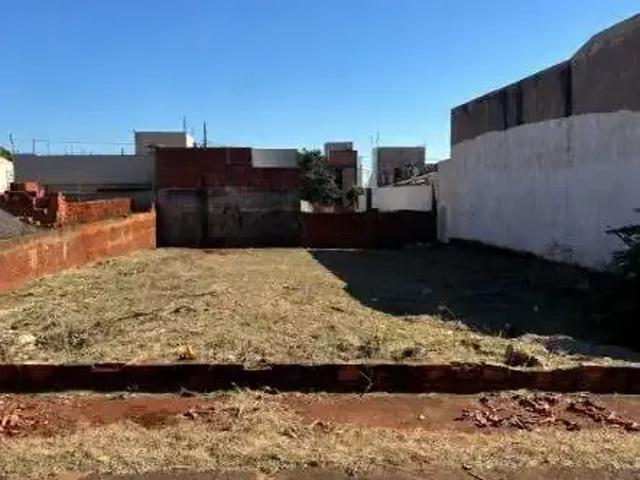 Terreno / Lote para Venda em Maringá/PR Jardim Dias II