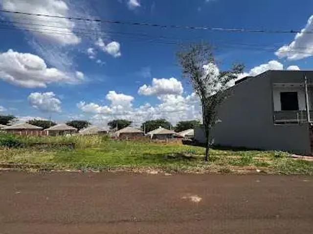 Terreno / Lote para Venda em Maringá/PR Jardim Espanha
