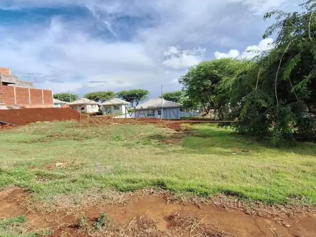 Terreno / Lote para Venda em Maringá/PR Jardim Espanha