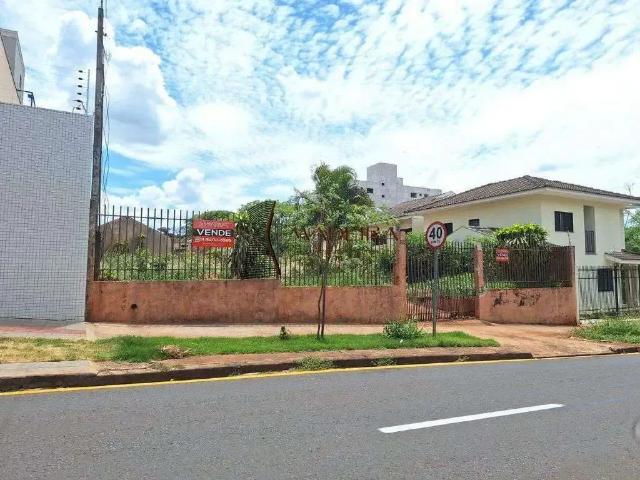 Terreno / Lote para Venda em Maringá/PR Zona 07