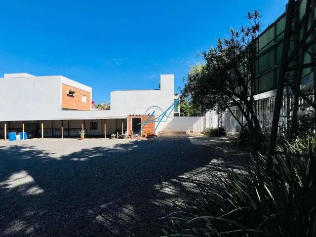 Terreno / Lote para Venda em Maringá/PR Zona 04