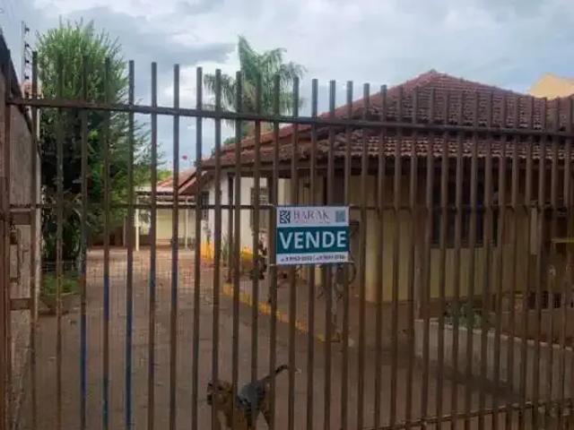 Terreno / Lote para Venda em Maringá/PR Zona 04
