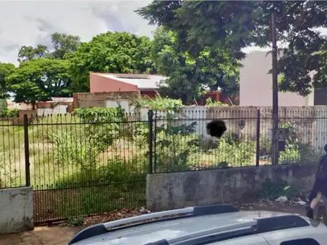 Terreno / Lote para Venda em Maringá/PR Zona 08