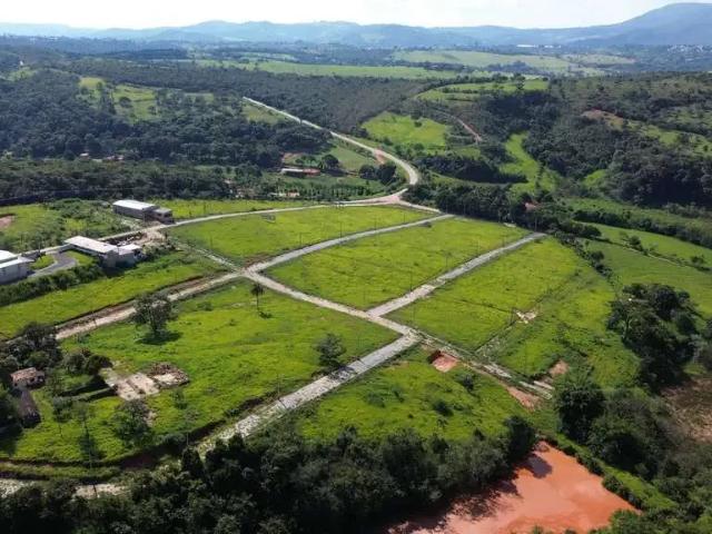 Terreno / Lote para Venda em Mateus Leme/MG Central