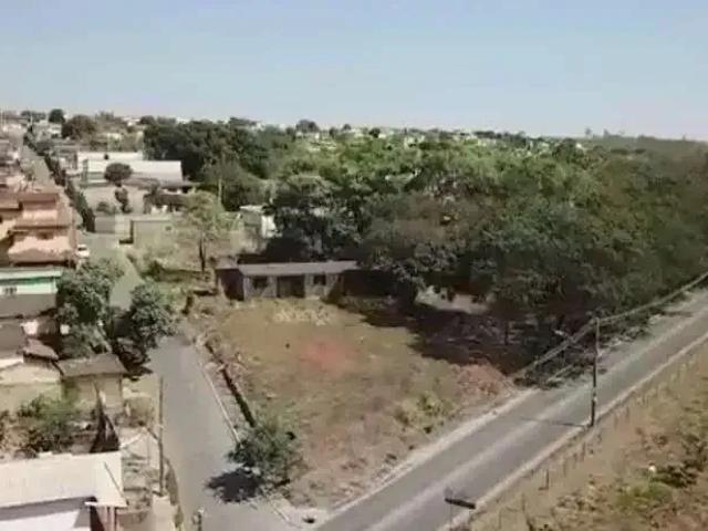 Terreno / Lote para Venda em Matozinhos/MG Centro