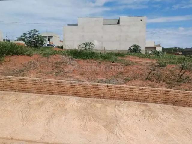 Terreno / Lote para Venda em Mirassol/SP Miravista Residencial