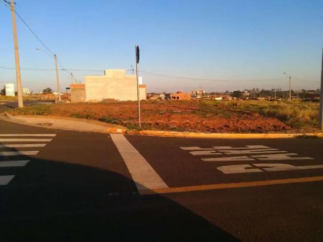 Terreno / Lote para Venda em Mirassol/SP Jardim Miraflores I