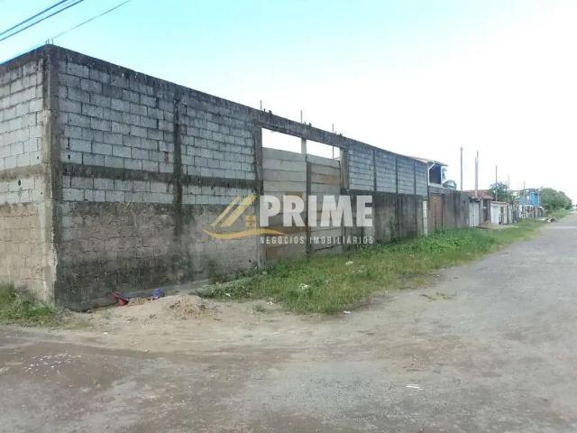 Terreno / Lote para Venda em Mongaguá/SP Itaguaí