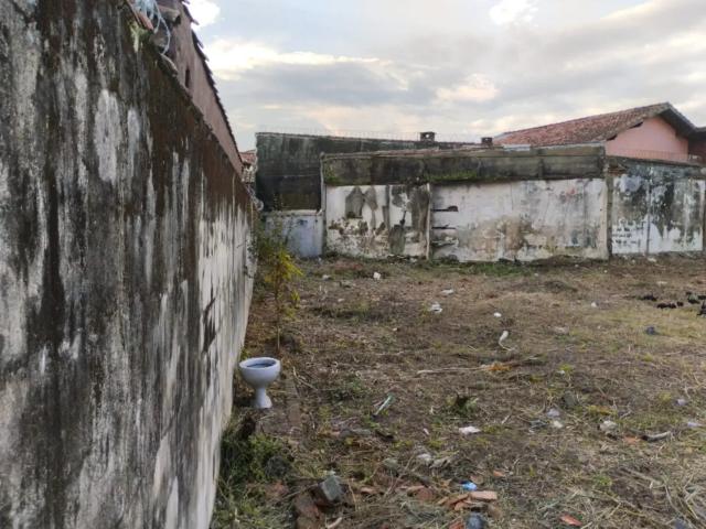 Terreno / Lote para Venda em Mongaguá/SP Vila Atlântica