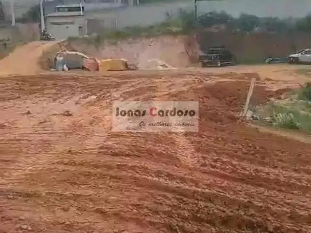 Terreno / Lote para Venda em Mogi das Cruzes/SP Vila Pomar