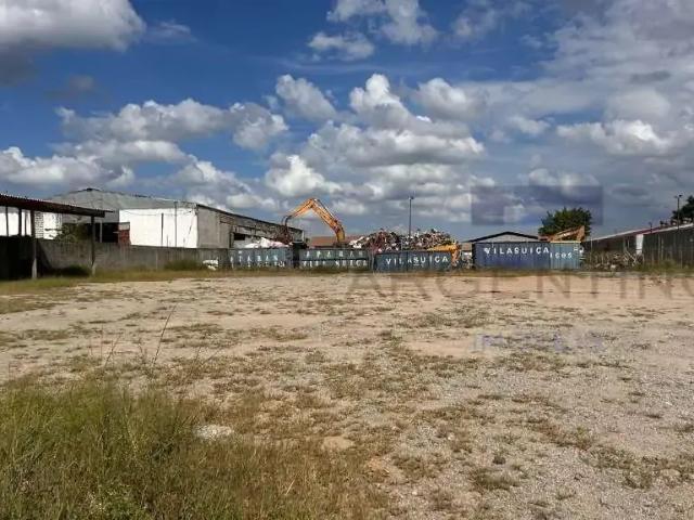Terreno / Lote para Venda em Mogi das Cruzes/SP Vila Suissa