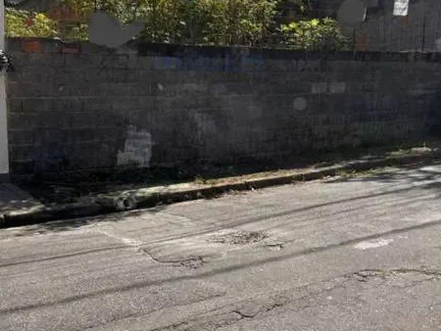 Terreno / Lote para Venda em Mogi das Cruzes/SP Vila Suissa