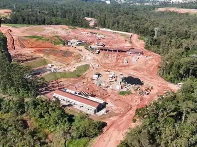 Terreno / Lote para Venda em Mogi das Cruzes/SP Vila Suissa