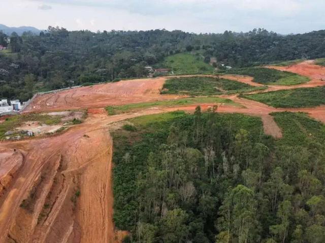 Terreno / Lote para Venda em Mogi das Cruzes/SP Botujuru