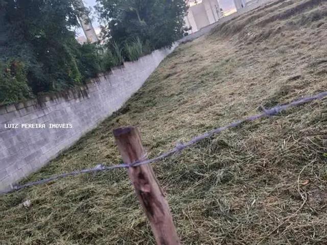 Terreno / Lote para Venda em Mogi das Cruzes/SP Botujuru