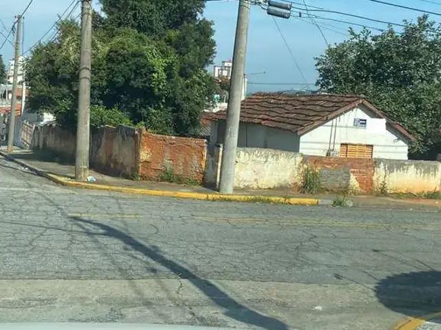 Terreno / Lote para Venda em Mogi das Cruzes/SP Centro