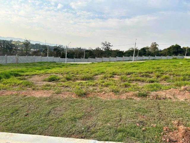 Terreno / Lote para Venda em Mogi das Cruzes/SP Cocuera