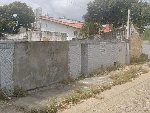 Terreno / Lote para Venda em Natal/RN Ponta Negra