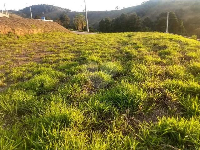 Terreno / Lote para Venda em Nazaré Paulista/SP Centro