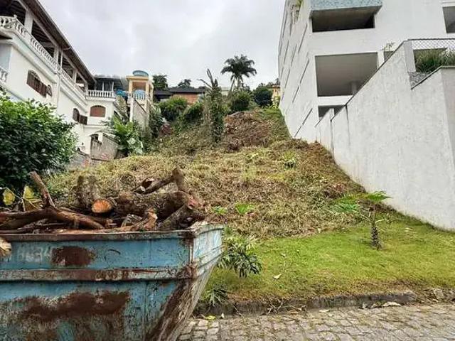 Terreno / Lote para Venda em Niterói/RJ Charitas