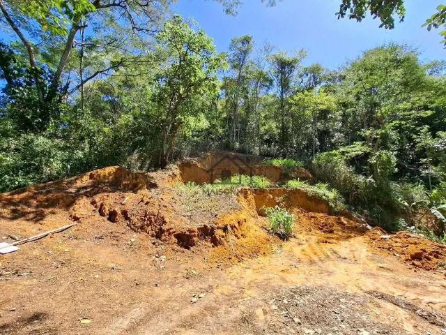 Terreno / Lote para Venda em Niterói/RJ Engenho do Mato