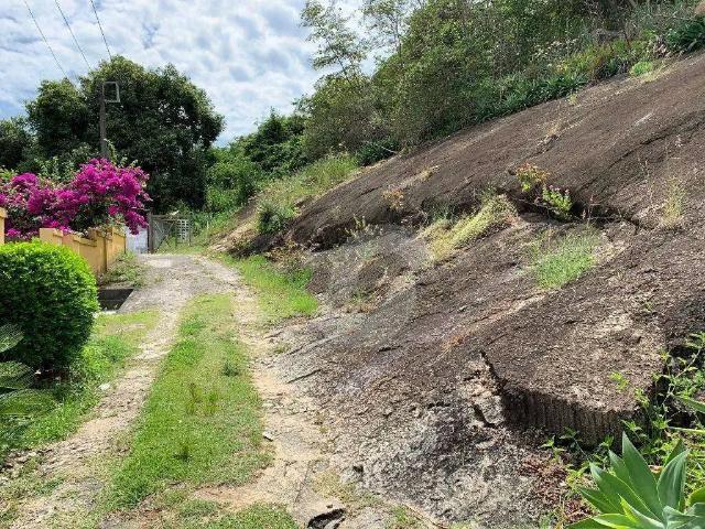 Terreno / Lote para Venda em Niterói/RJ Maralegre