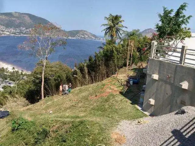 Terreno / Lote para Venda em Niterói/RJ São Francisco