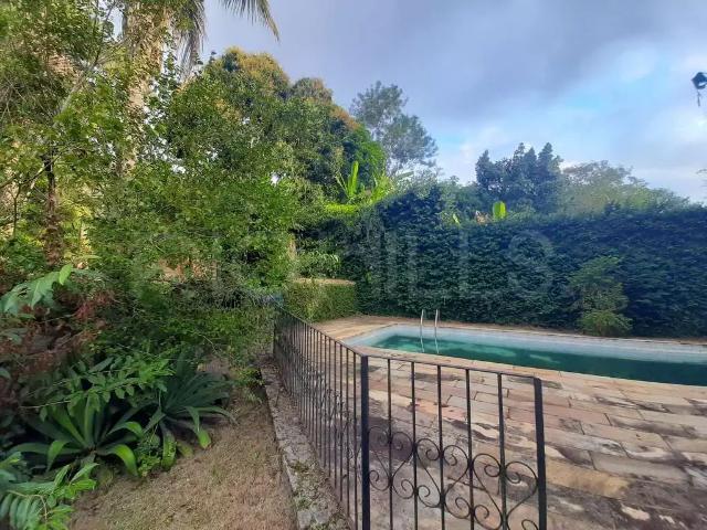 Terreno / Lote para Venda em Niterói/RJ Pendotiba