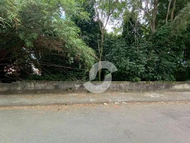 Terreno / Lote para Venda em Niterói/RJ Pendotiba