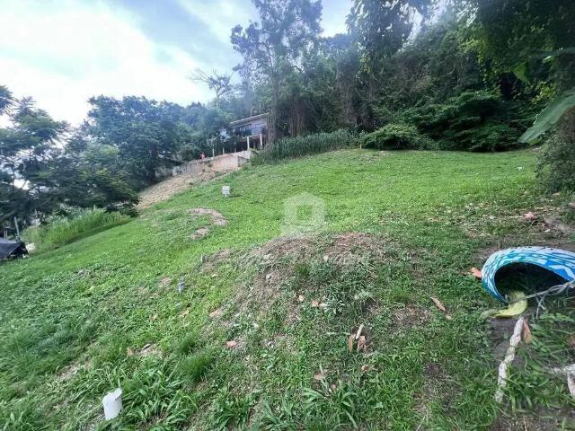 Terreno / Lote para Venda em Niterói/RJ Piratininga