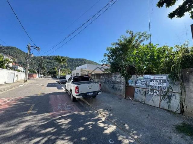 Terreno / Lote para Venda em Niterói/RJ Piratininga