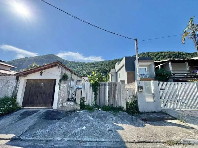 Terreno / Lote para Venda em Niterói/RJ Piratininga