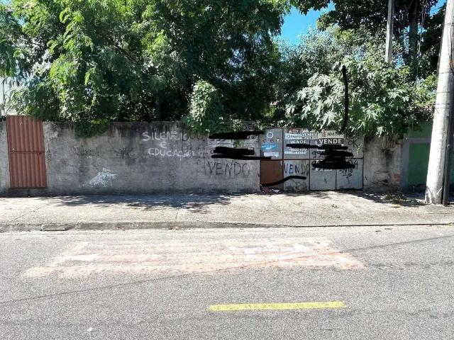 Terreno / Lote para Venda em Niterói/RJ Piratininga