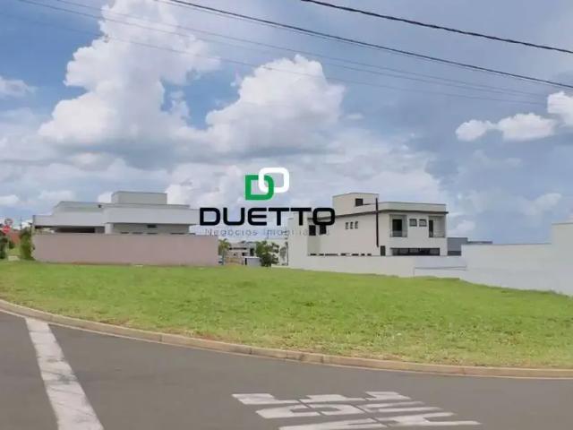 Terreno / Lote para Venda em Nova Odessa/SP Jardim Recanto das Águas