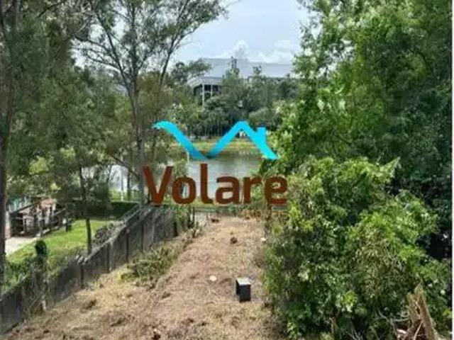 Terreno / Lote para Venda em Osasco/SP Três Montanhas