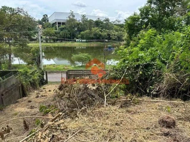 Terreno / Lote para Venda em Osasco/SP Três Montanhas