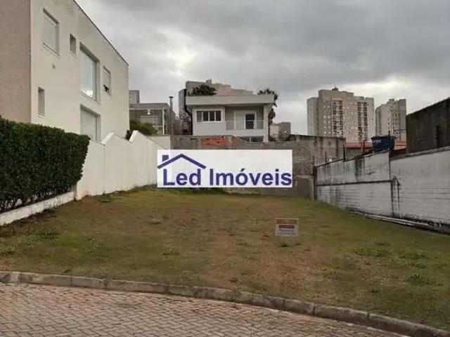 Terreno / Lote para Venda em Osasco/SP Umuarama