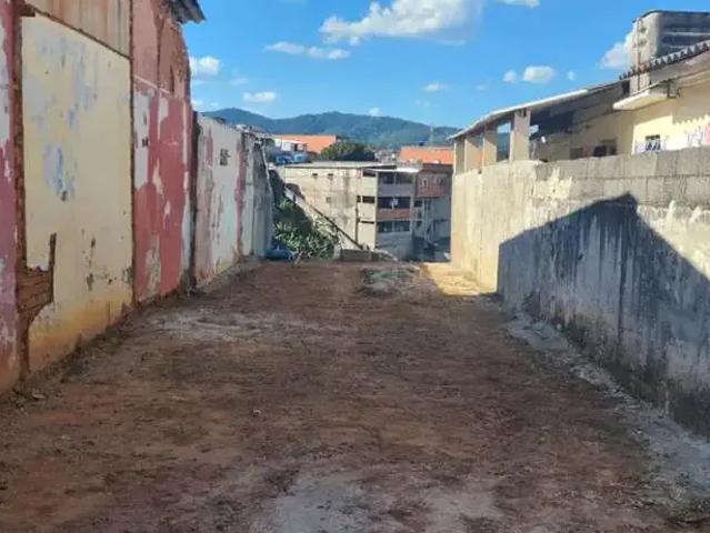 Terreno / Lote para Venda em Osasco/SP Baronesa