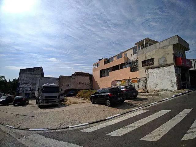 Terreno / Lote para Venda em Osasco/SP Bussocaba