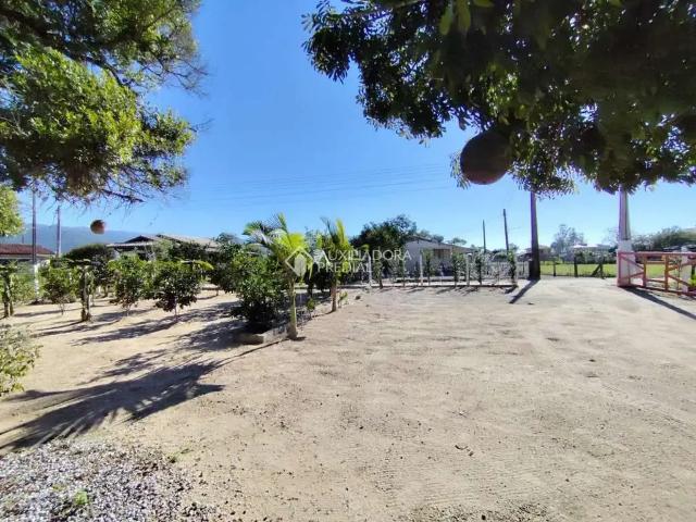 Terreno / Lote para Venda em Palhoça/SC Barra do Aririú