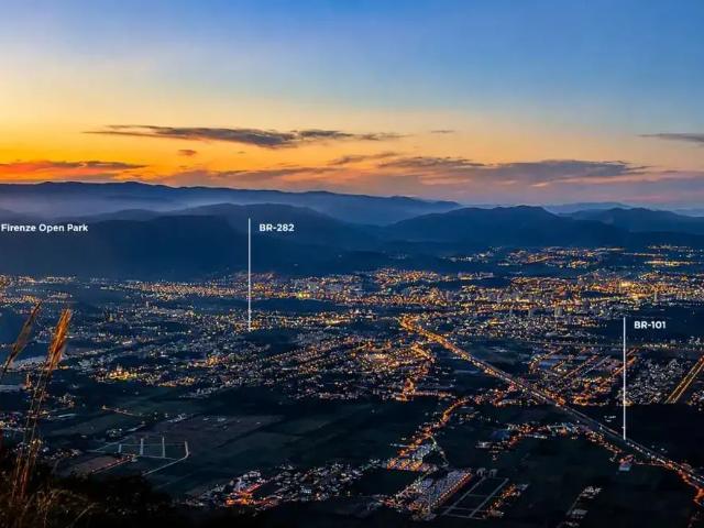 Terreno / Lote para Venda em Palhoça/SC Aririu