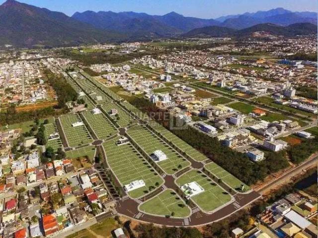 Terreno / Lote para Venda em Palhoça/SC Barra do Aririú