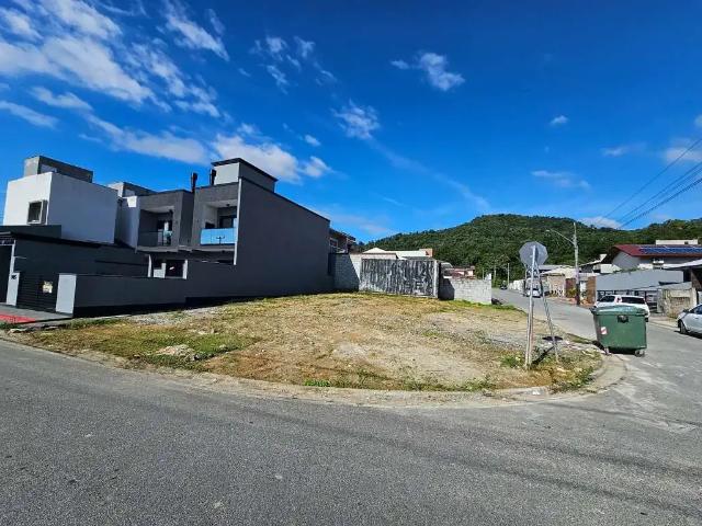 Terreno / Lote para Venda em Palhoça/SC Bela Vista
