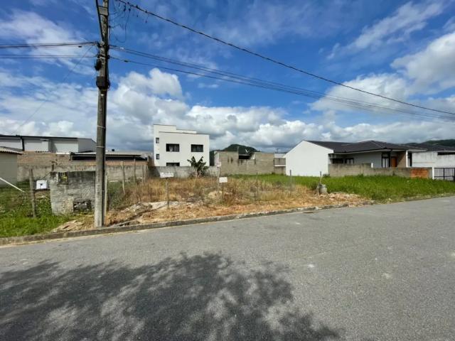 Terreno / Lote para Venda em Palhoça/SC Bela Vista
