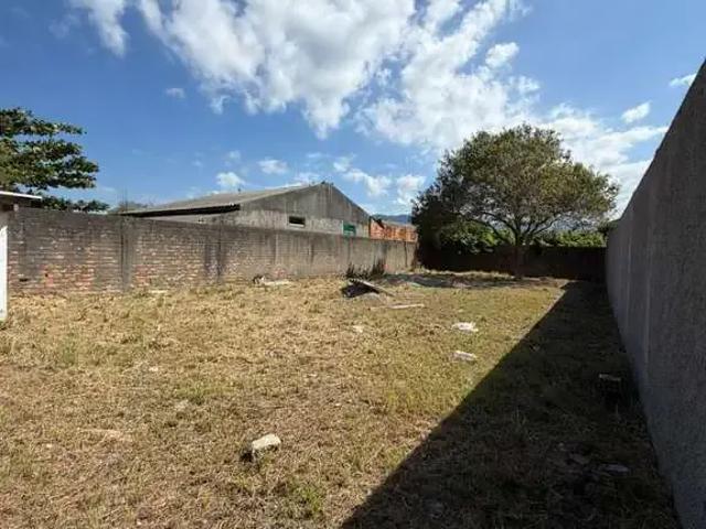 Terreno / Lote para Venda em Palhoça/SC Enseada de Brito
